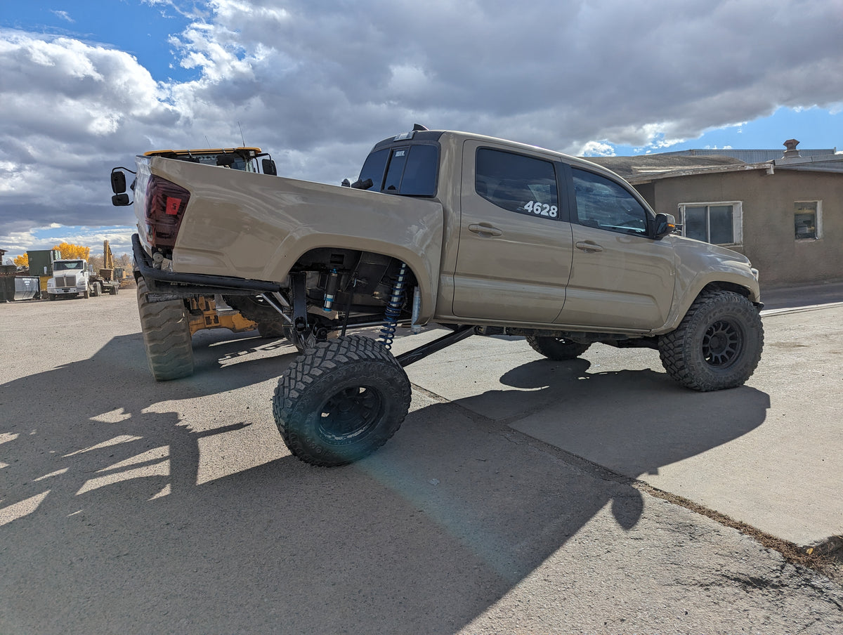 E.B.M. 2/3G DCSB Tacoma rear 3 link kit – WarFabInc